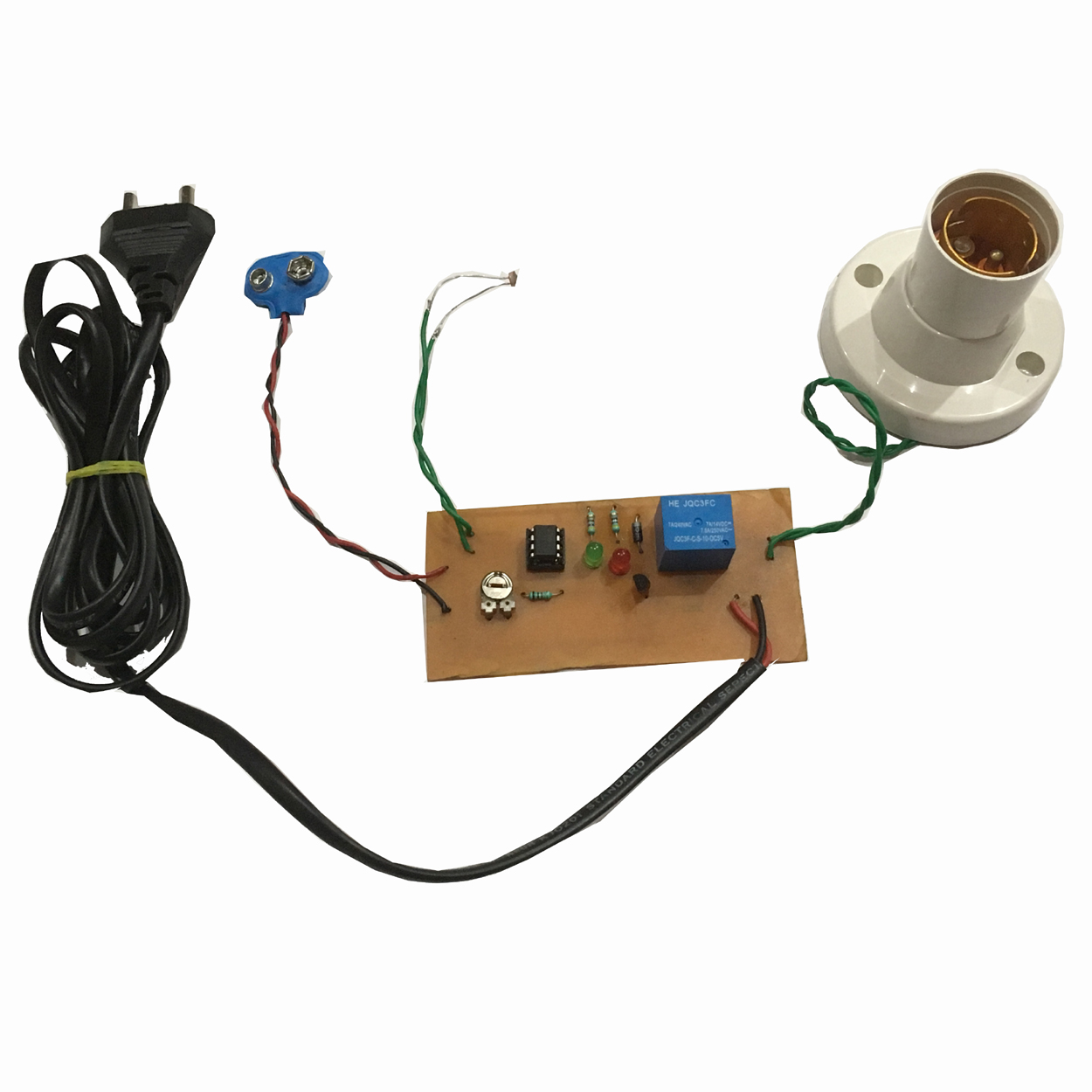 Automatic Night Light Control (AC bulb) (Hardboard) – Project Hub