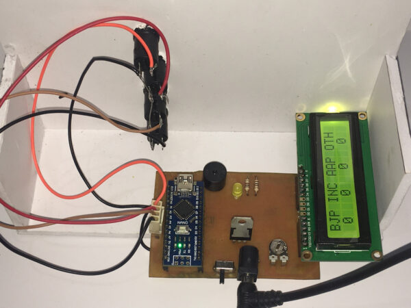 Electronic Voting Machine (EVM) with Separated Switch Panel - Project Hub